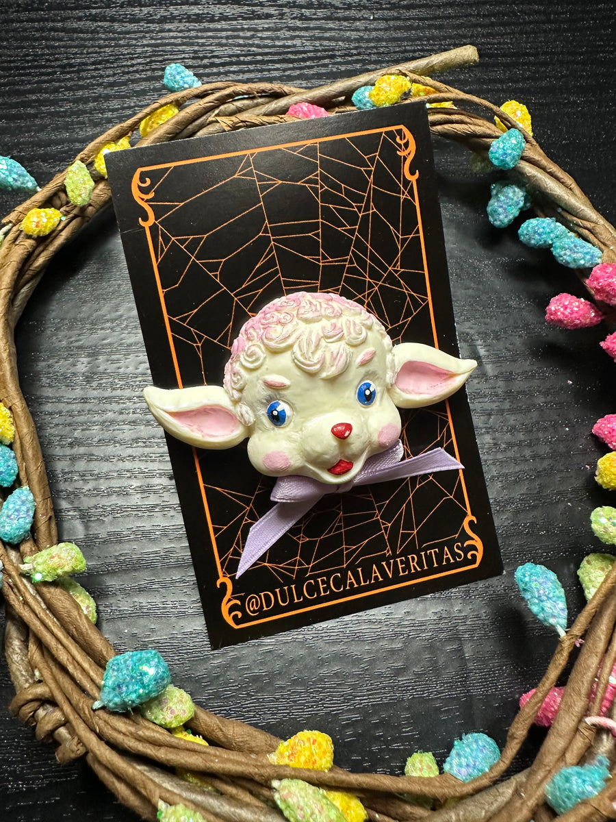Vintage inspired lamb pin – Dulce Calaveritas